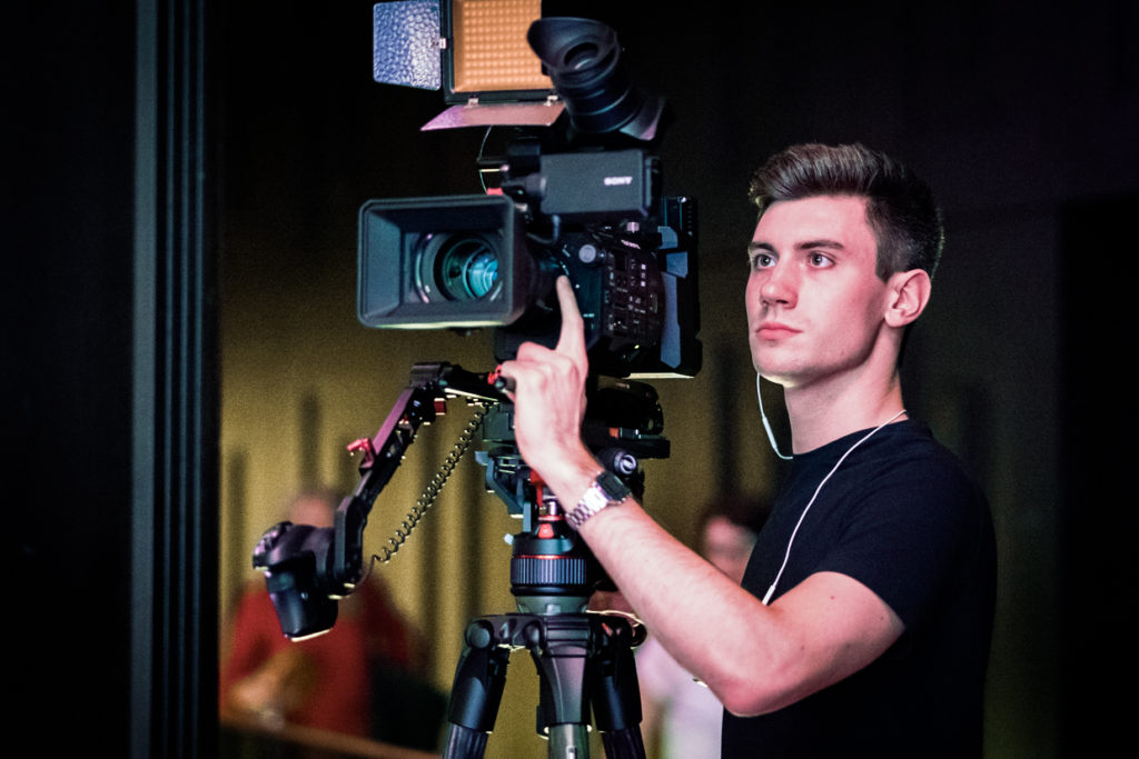 "Mit seinen Augen" - Der Fotograf Jan-Philipp Behr im Gespräch mit dem ...