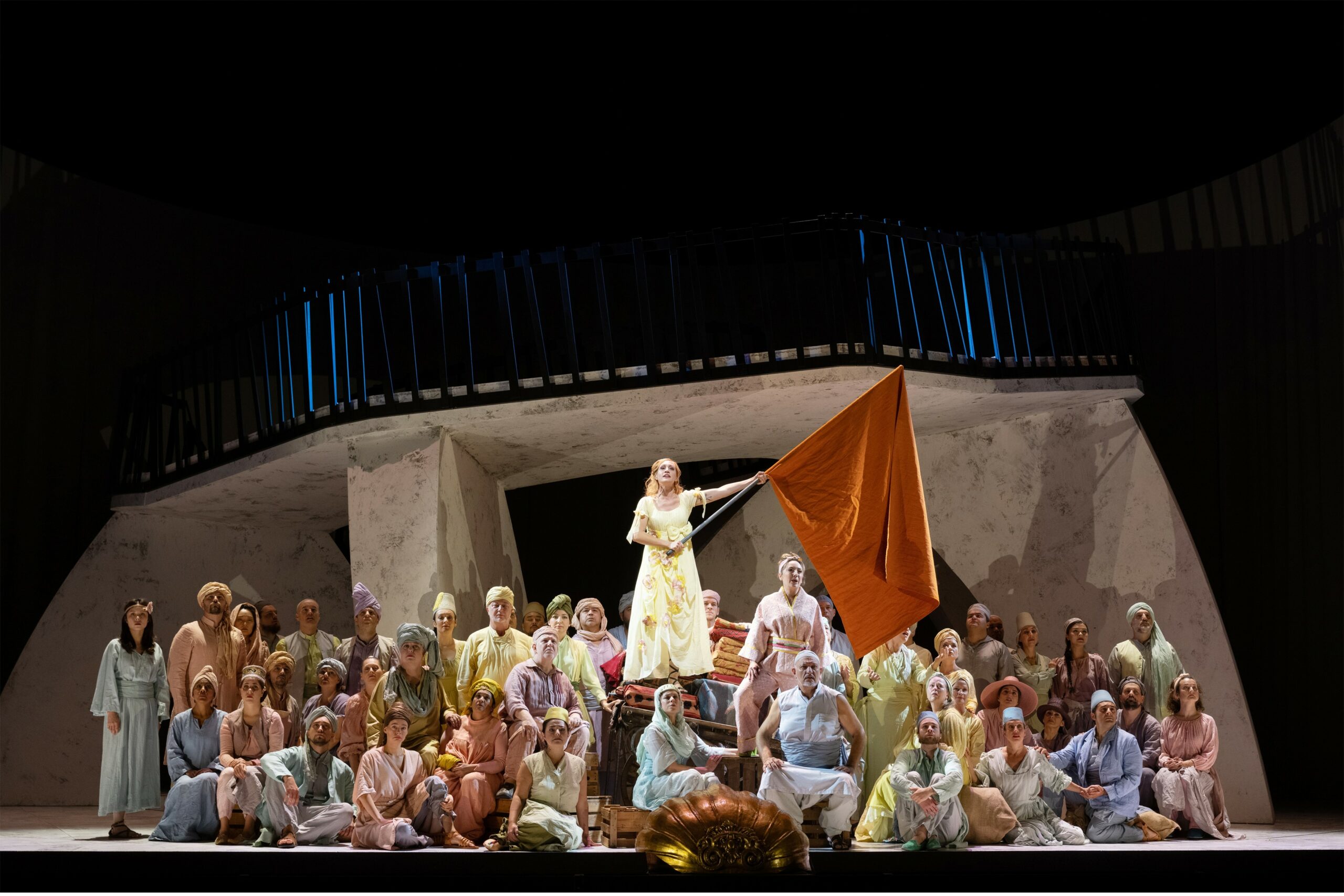 Opernhaus Zürich : "BARKOUF" - Auf den Hund gekommen – DAS OPERNMAGAZIN