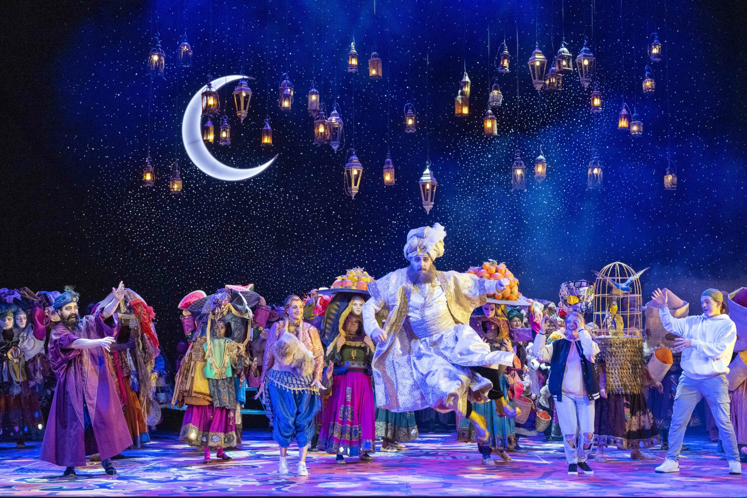 Fantastische Märchenoper: „Die Kinder des Sultans“ in der Oper Bonn begeistert 800 Schulkinder ...