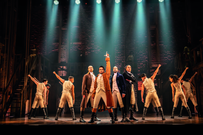 Geschichte schreiben – Das Musical "Hamilton" kommt nach Hamburg – DAS OPERNMAGAZIN