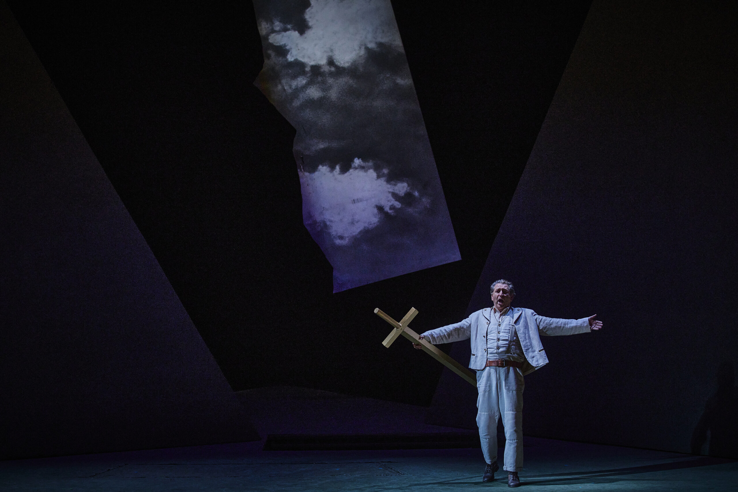 Heldentenor ohne Grenzen: Andreas Schager als „Siegfried“ unter ...