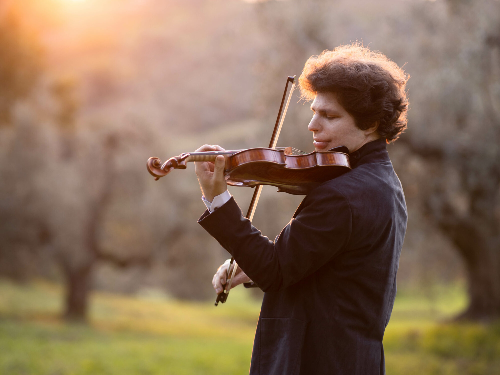 Einer gegen alle: Augustin Hadelich debütiert bei der NDR ...