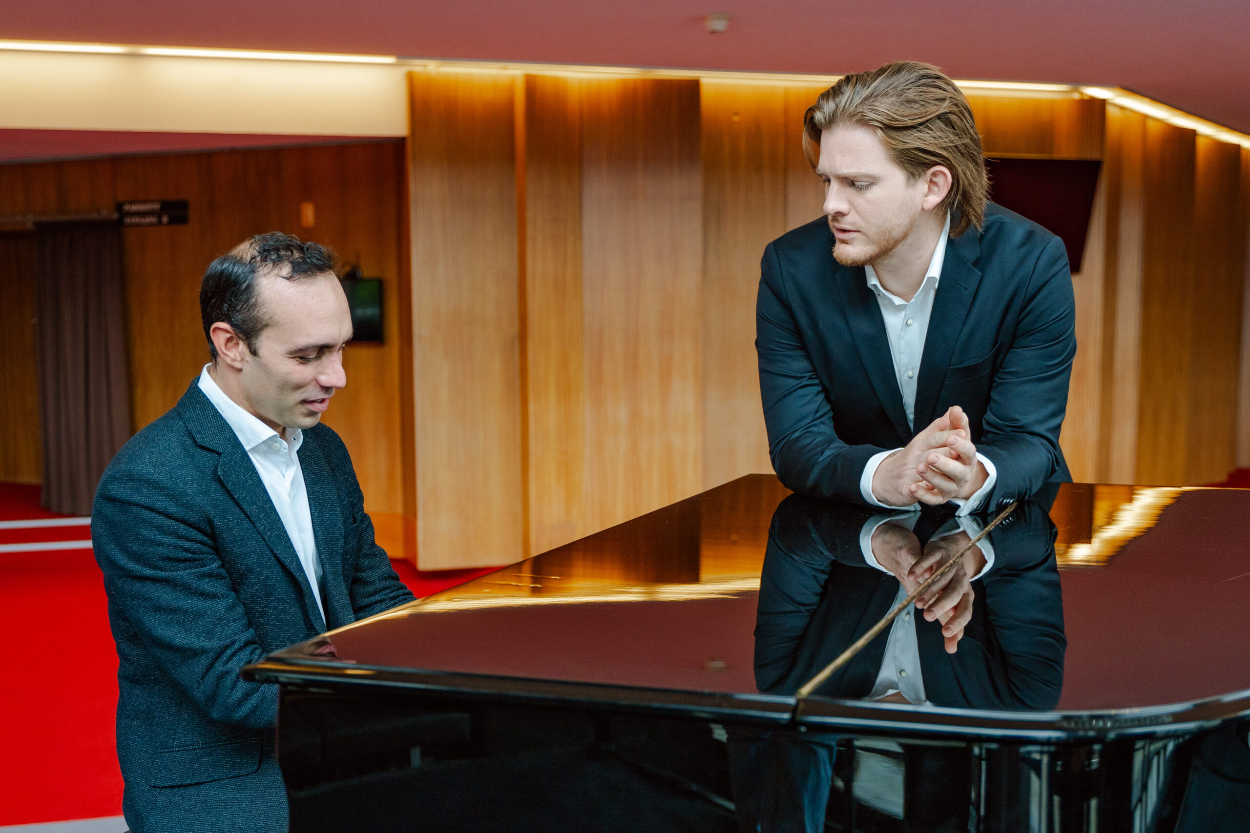 Oper Bonn: Bühne frei für das Kunstlied! Liedersoirée mit Santiago ...