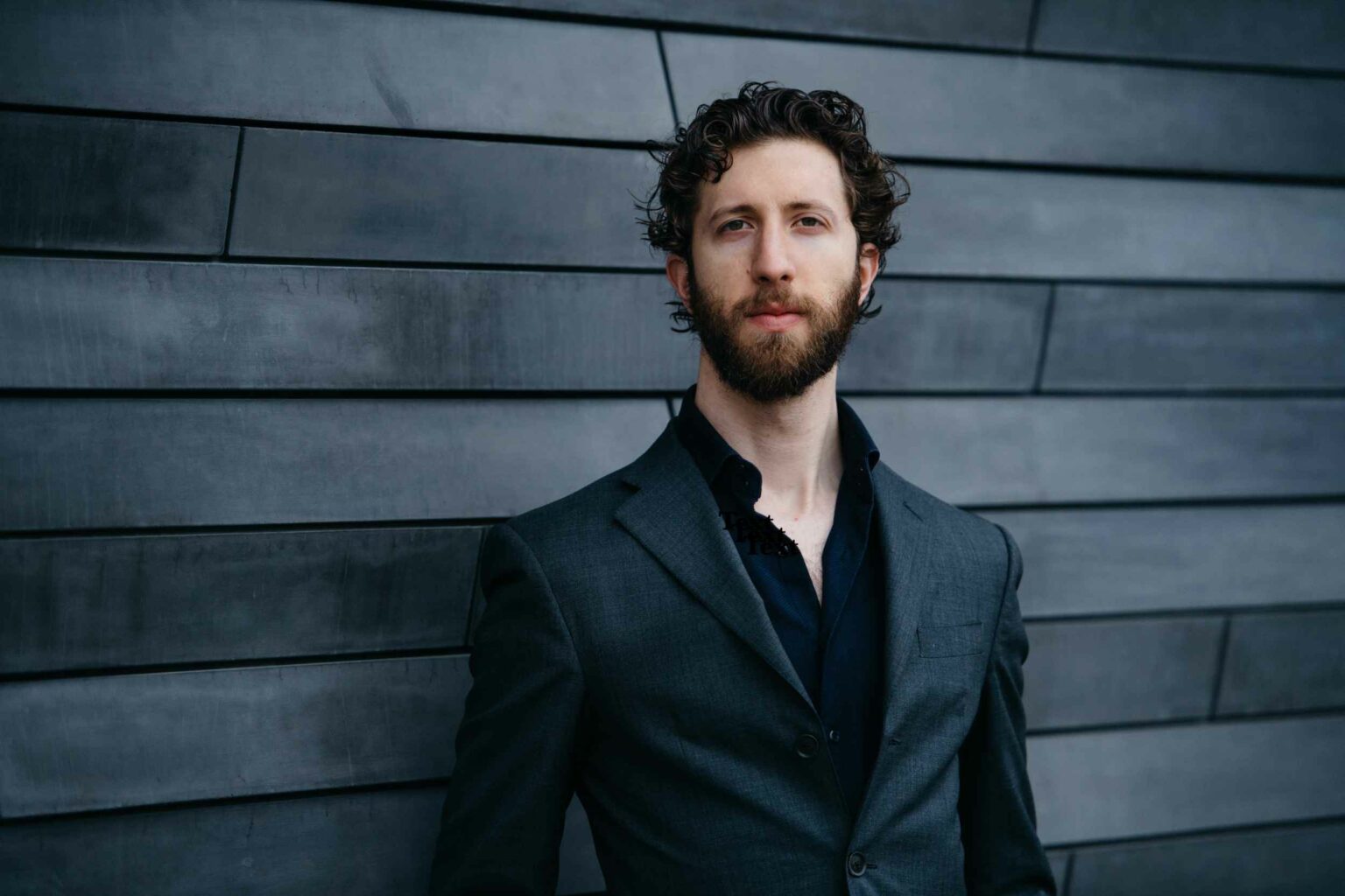 Väter, Söhne und das Böse dazwischen – Interview mit dem Bass David Leigh – DAS OPERNMAGAZIN