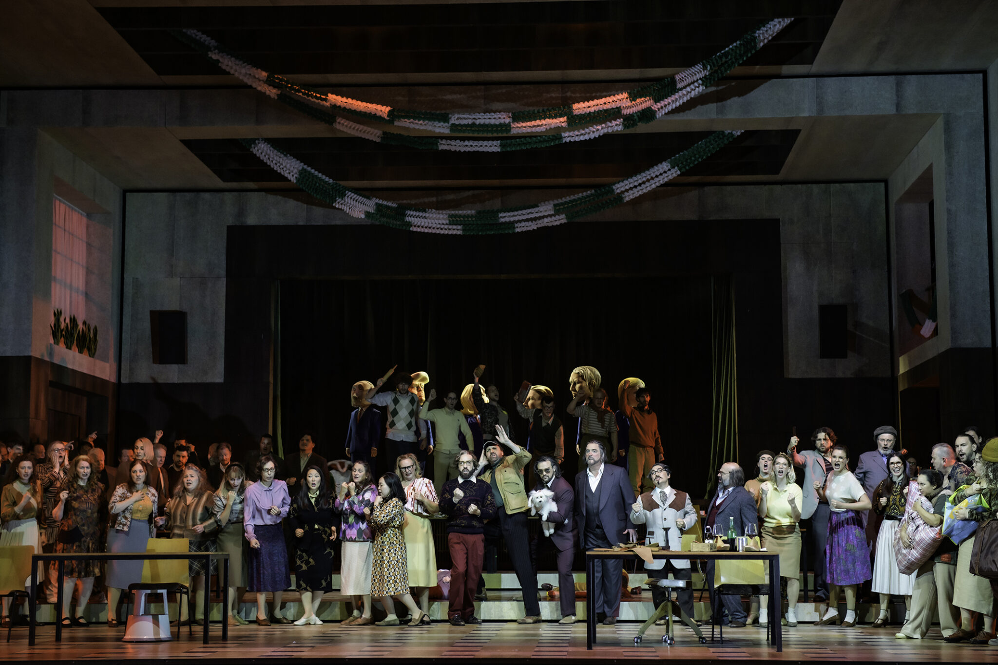 Oper Bonn: Wagners „Meistersinger“ begeistern als deftige Komödie mit ...